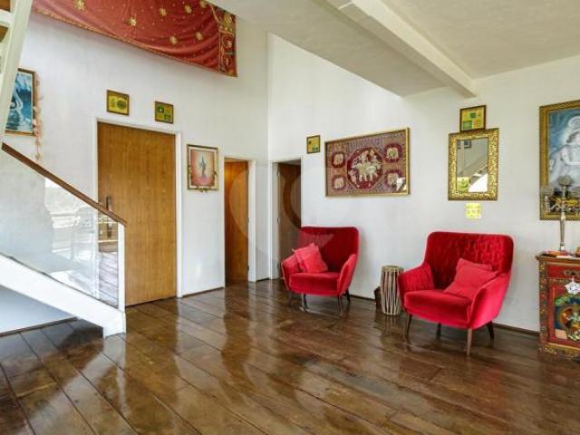 Apartamento à venda com 3 suítes no condomínio San Martin, São Paulo