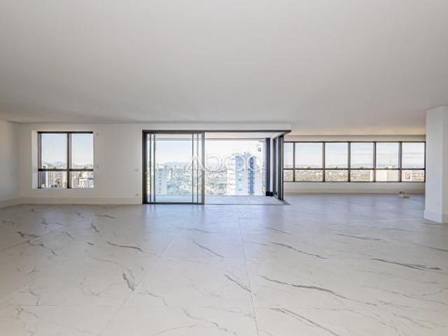 Apartamento à venda com 3 suítes no Ecoville 320