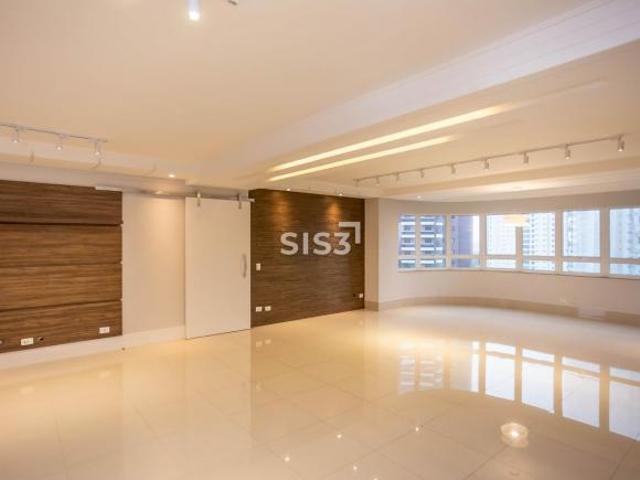 Apartamento à venda com 3 suítes no Edifício