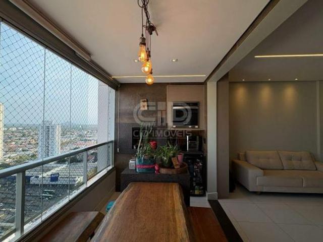 Apartamento à venda com 3 Suítes no Edifício American Residence