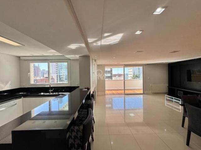Apartamento à venda com 3 suítes no Exposição