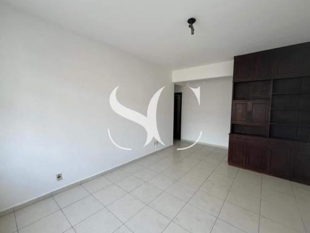 Apartamento a venda com três dormitórios no Boqueirão, Santos