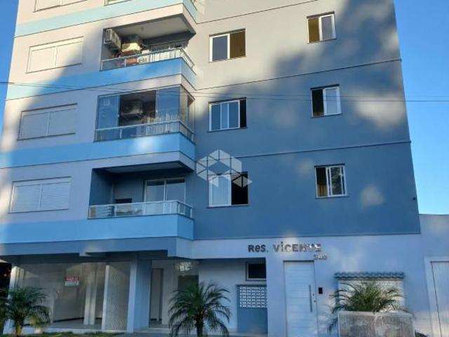 Apartamento à venda com três quartos e suíte em Camobi Santa Maria RS