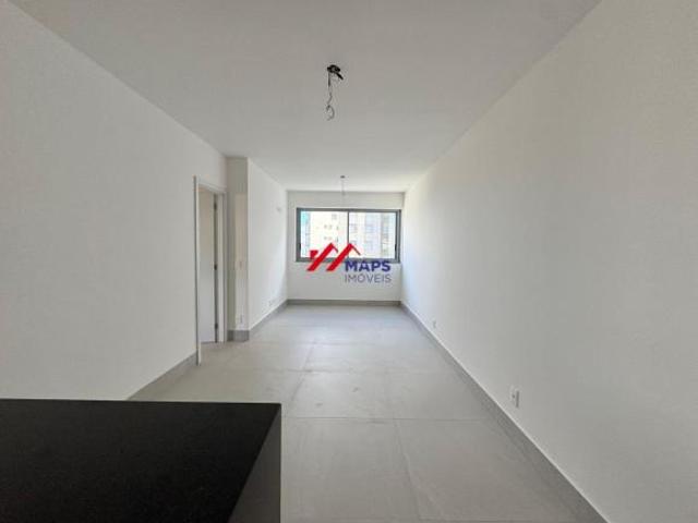 Apartamento à venda com três quartos, suíte e duas vagas de garagem no bairro Sagrada Família Belo