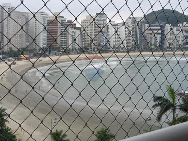 Apartamento à venda com varanda gourmet, 3 dorm e 2 vagas na Praia das Astúrias, no Guarujá, SP