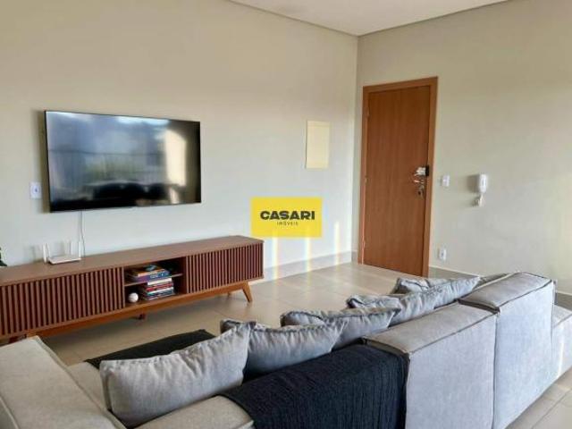 Apartamento á venda com varanda gourmet, 2 dormitórios sendo 1 suíte, garagem com portão automático