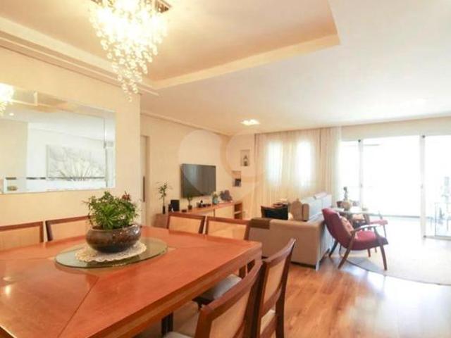 Apartamento a venda com varanda gourmet em Santana