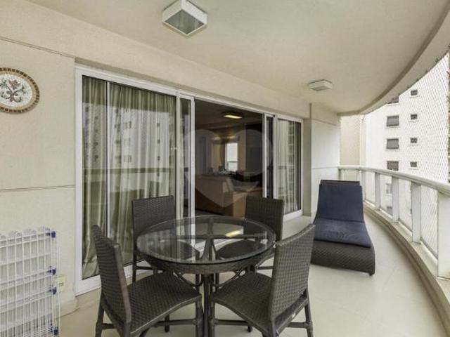Apartamento a venda com varanda gourmet em Perdizes 3 Dormitórios 180 m²
