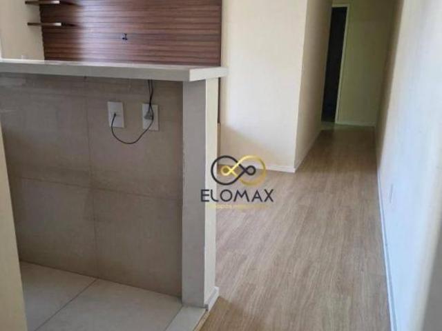 Apartamento a venda com acesso ao Shopping Maia 2 quartos c/ suíte e 2 vagas cobertas