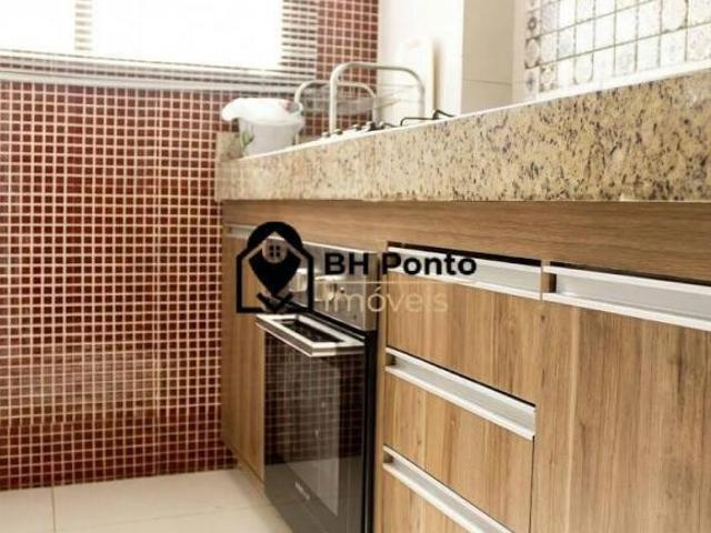Apartamento à venda com Área Privativa 3 Quartos, 1 Vaga, Ressaca