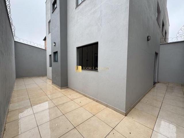 Apartamento à venda com área privativa bairro Novo Horizonte