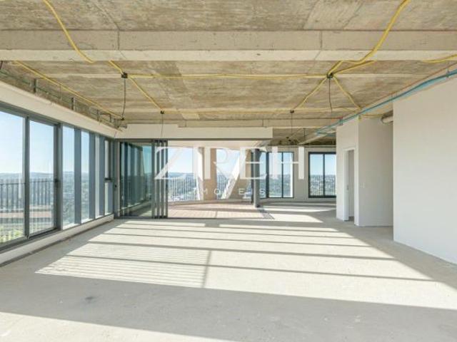 APARTAMENTO À VENDA COM COM 4 SUÍTES E VISTA 360º NO ECOVILLE