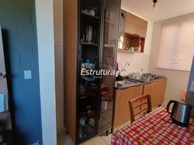 Apartamento à Venda com dois dormitórios no Residencial Medianeira