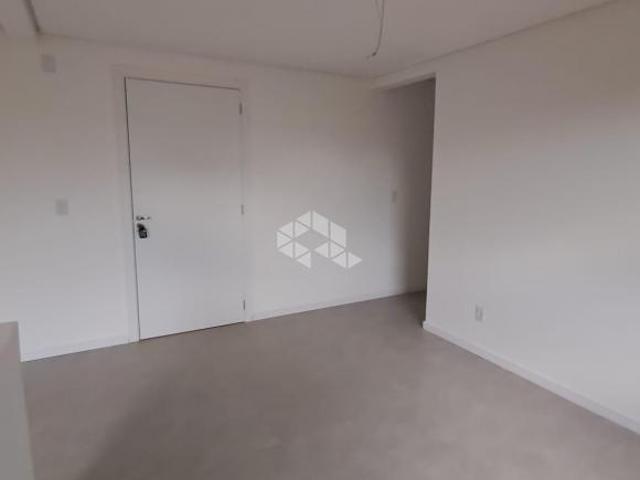 Apartamento á venda com dois quartos no bairro Nossa Senhora Medianeira em Santa Maria RS