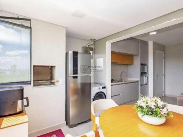 APARTAMENTO À VENDA, COM DOIS QUARTOS, SACADA COM CHURRASQUEIRA À CARVÃO