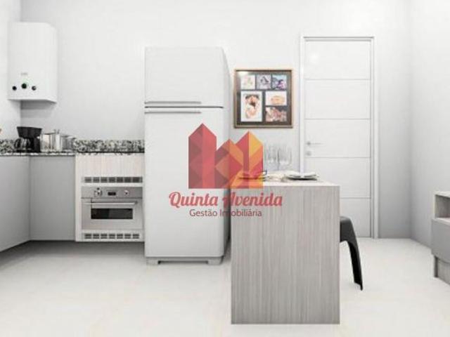 Apartamento à venda com garagem no Cajuru!