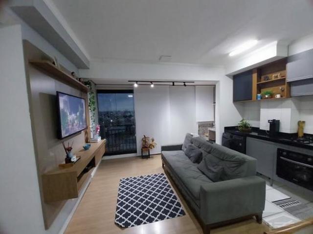 APARTAMENTO À VENDA COM MÓVEIS PLANEJADOS