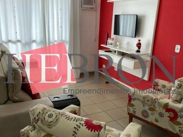Apartamento á venda com ótima localização no Guarujá