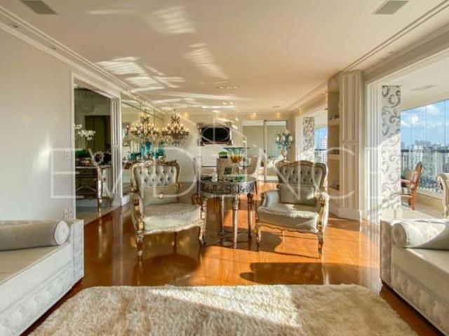 Apartamento à venda com porteira fechada no Anália Franco! Varanda Gourmet 234 m²