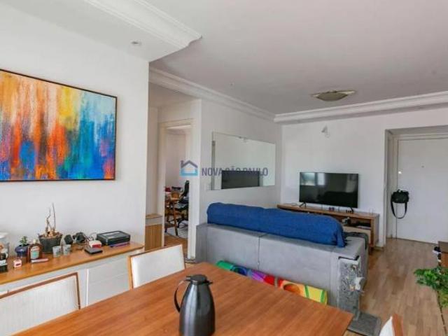 Apartamento à venda com sacada, 2 quartos, 1 vaga de garagem, lazer
