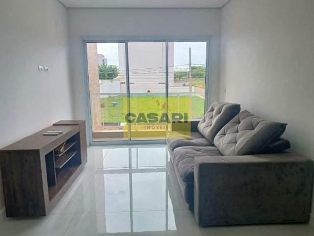 Apartamento á venda com suíte, lavabo, sacada, piscina e espaço gourmet no Portal Ville Azaléia em B