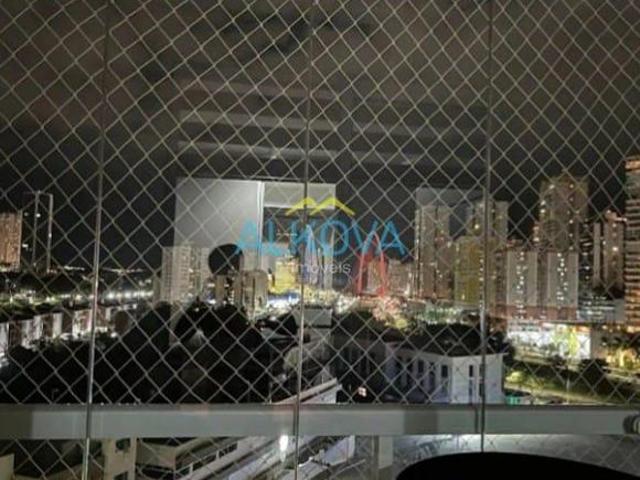 Apartamento à venda, Condomínio Centro Empresarial Taquari, São José dos Campos, SP