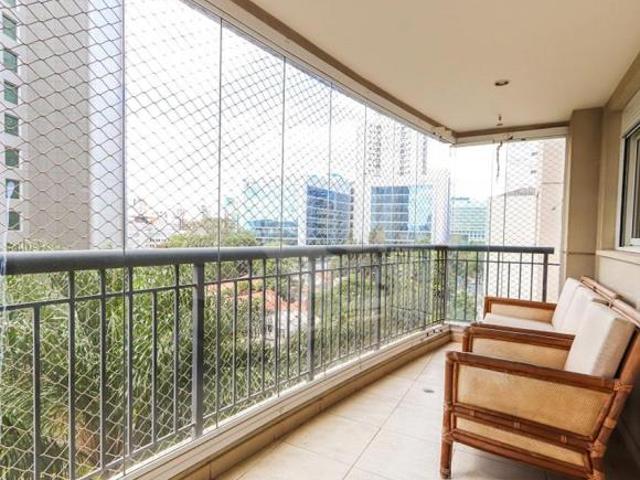 Apartamento à venda Condomínio clube localizado no bairro Bela Vista