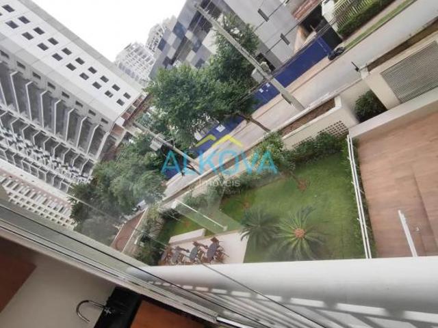 Apartamento à venda, Condomínio Royal Park, São José dos Campos, SP