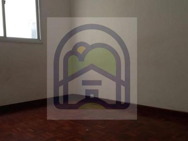 APARTAMENTO À VENDA – CONFORTO, LOCALIZAÇÃO E EXCELENTE CUSTO BENEFÍCIO!
