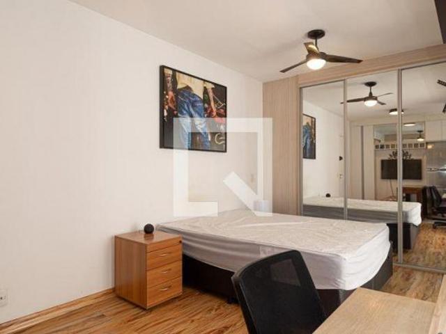 Apartamento à Venda Consolaç?o, 1 Quarto, 33 m2