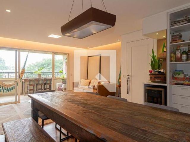 Apartamento à Venda Consolação, 2 Quartos, 139 m2