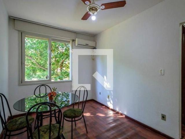 Apartamento à Venda Cristal, 1 Quarto, 42 m² Porto Alegre