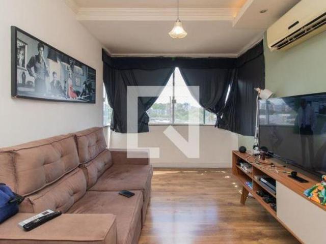 Apartamento à Venda Cristal, 2 Quartos, 62 m² Porto Alegre