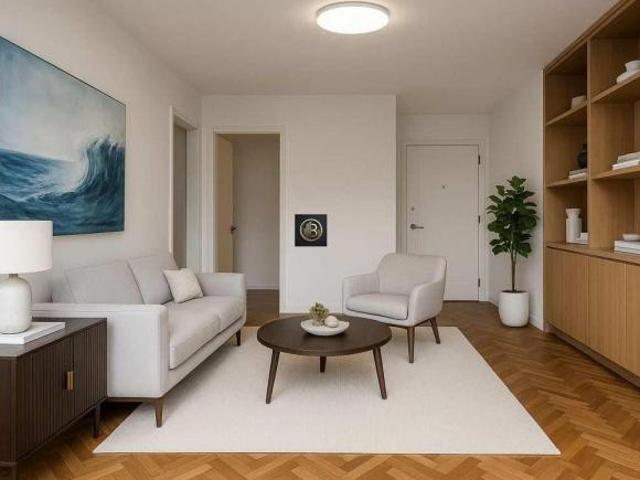 Apartamento à venda, Cristal, com 2 quartos, 56m²