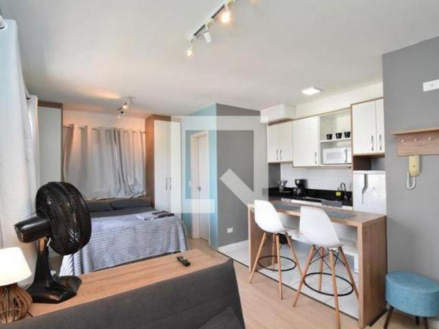 Apartamento à Venda Cristo Rei, 1 Quarto, 27 m² Curitiba