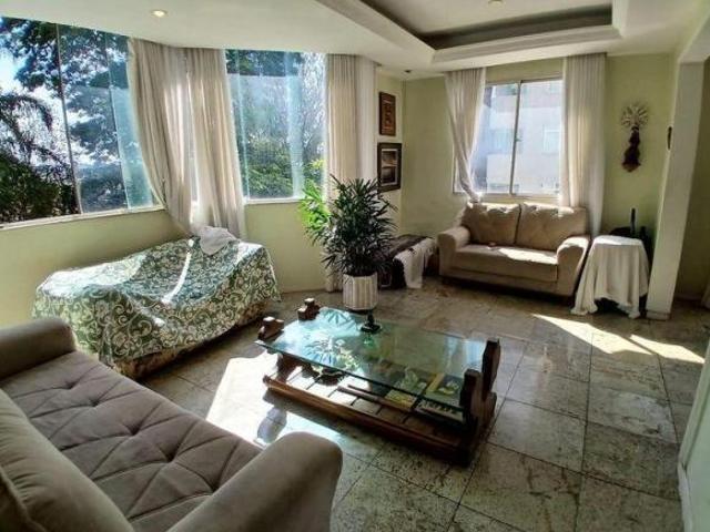 Apartamento à Venda Cruzeiro, 4 Quartos, 130 m2