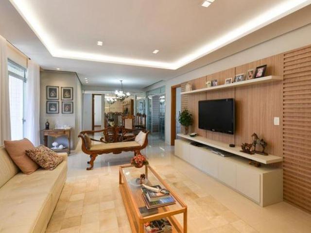 Apartamento à Venda Cruzeiro, 4 Quartos, 167 m2