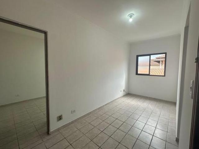 apartamento á venda de 01 dormitório na vila mirim praia grande