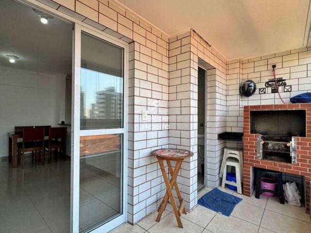 Apartamento à Venda de 01 Dormitório | Sacada Gourmet | 300 metros da Praia