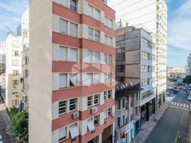 Apartamento a venda de 02 dormitórios no Centro Histórico de Porto Alegre