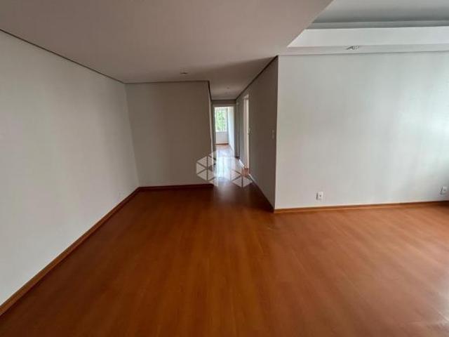 Apartamento à venda de 03 dormitórios no bairro Moinhos de Vento em Porto Alegre /RS
