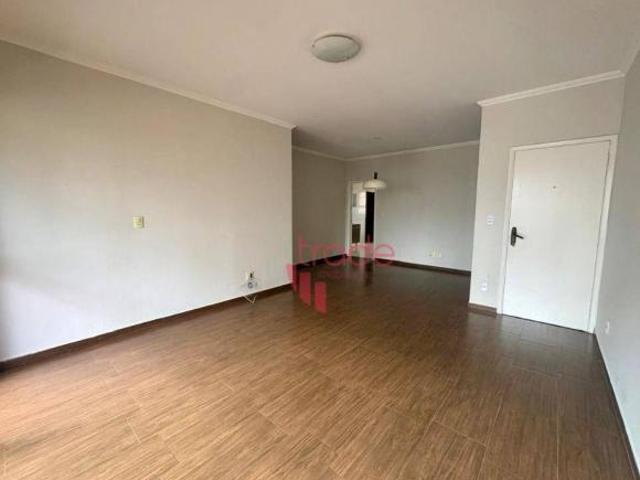Apartamento à Venda de 03 Quartos sendo 01 Suíte no Centro de Ribeirão Preto com Sacada