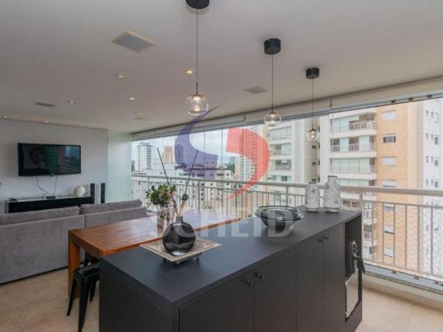 Apartamento a venda de 146,00m² útil, com 3 quartos e 2 vagas na Vila Mascote