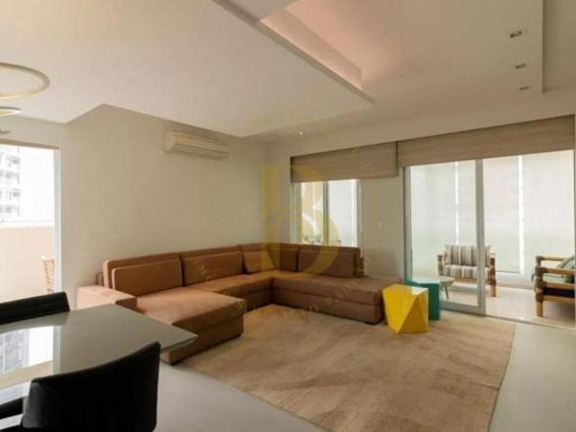 Apartamento á venda de 154m², com 3 suítes e 3 vagas na Vila Olímpia