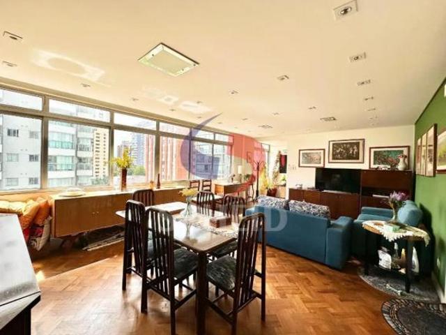 Apartamento a venda de 159,00m² útil, com 3 quartos e 1 vaga na Vila Mariana
