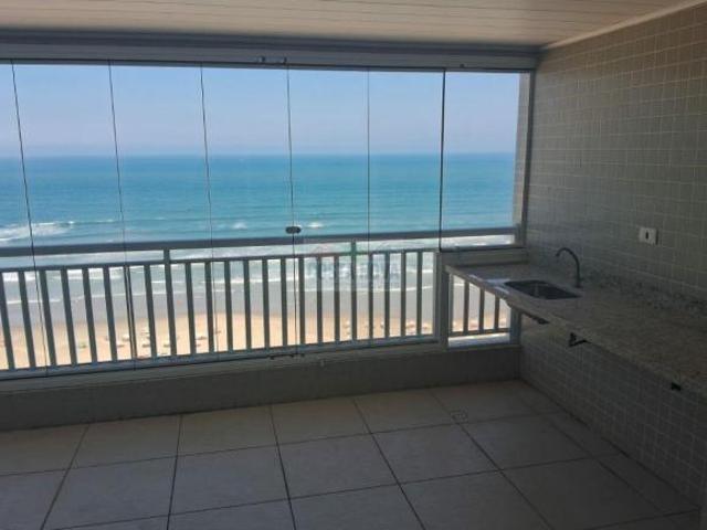 Apartamento à venda de 163m², 3 quartos sendo 3 suítes. 2 vagas. Aviação, Praia Grande