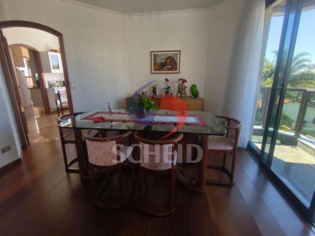 Apartamento a venda de 161,00m² útil, com 3 quartos e 4 vagas no Campo Belo