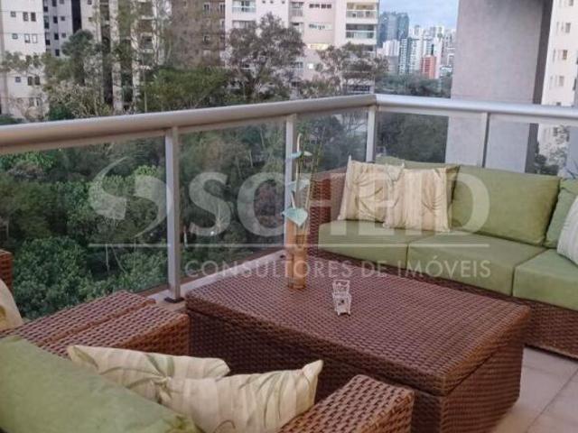 Apartamento a venda de 162,00m² útil, com 2 quartos e 3 vagas no Morumbi