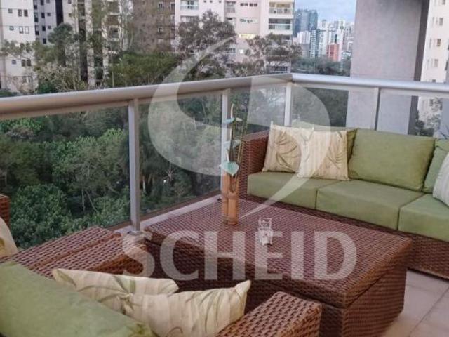 Apartamento a venda de 162,00m² útil, com 2 quartos e 3 vagas no Morumbi