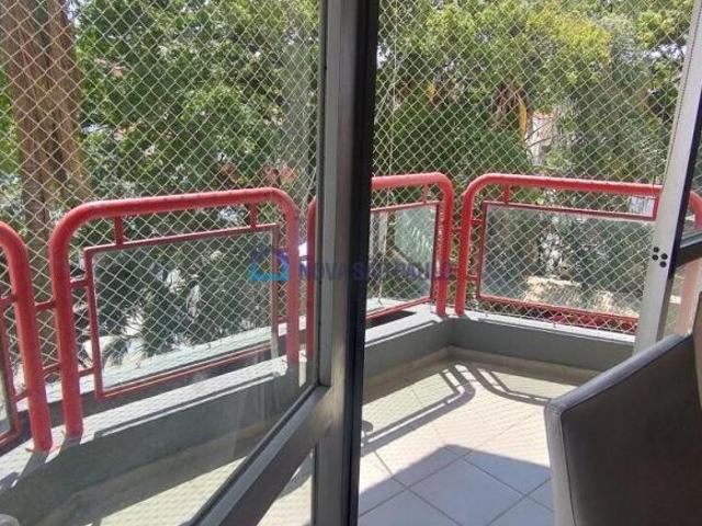 Apartamento à venda de 107m², 3 dormitórios 1 suíte, 2 vagas, próximo do metrô Praça da Árvore